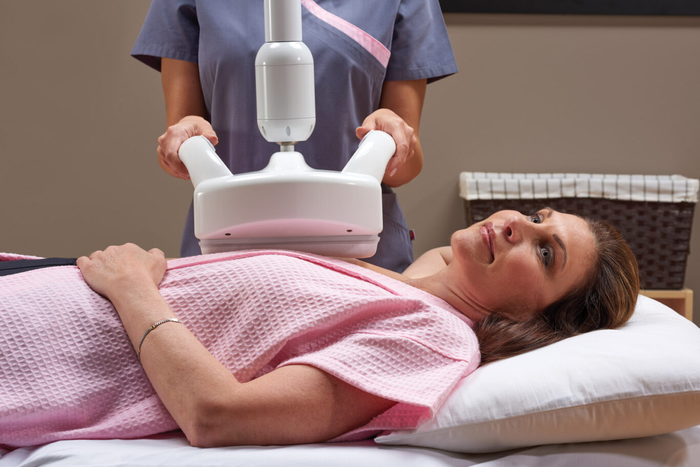 Automated Screening Whole Breast Ultrasound (ABUS) - Lyra Total Breast ...